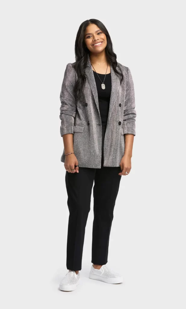 Meet Your 12 New Big Brother Canada Season 12 Houseguests + Preview The ...